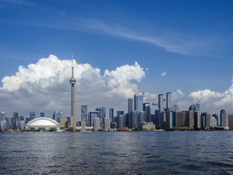 Is Toronto Worth Visiting? Full Travel Guide + Things To Do in 2025 ...