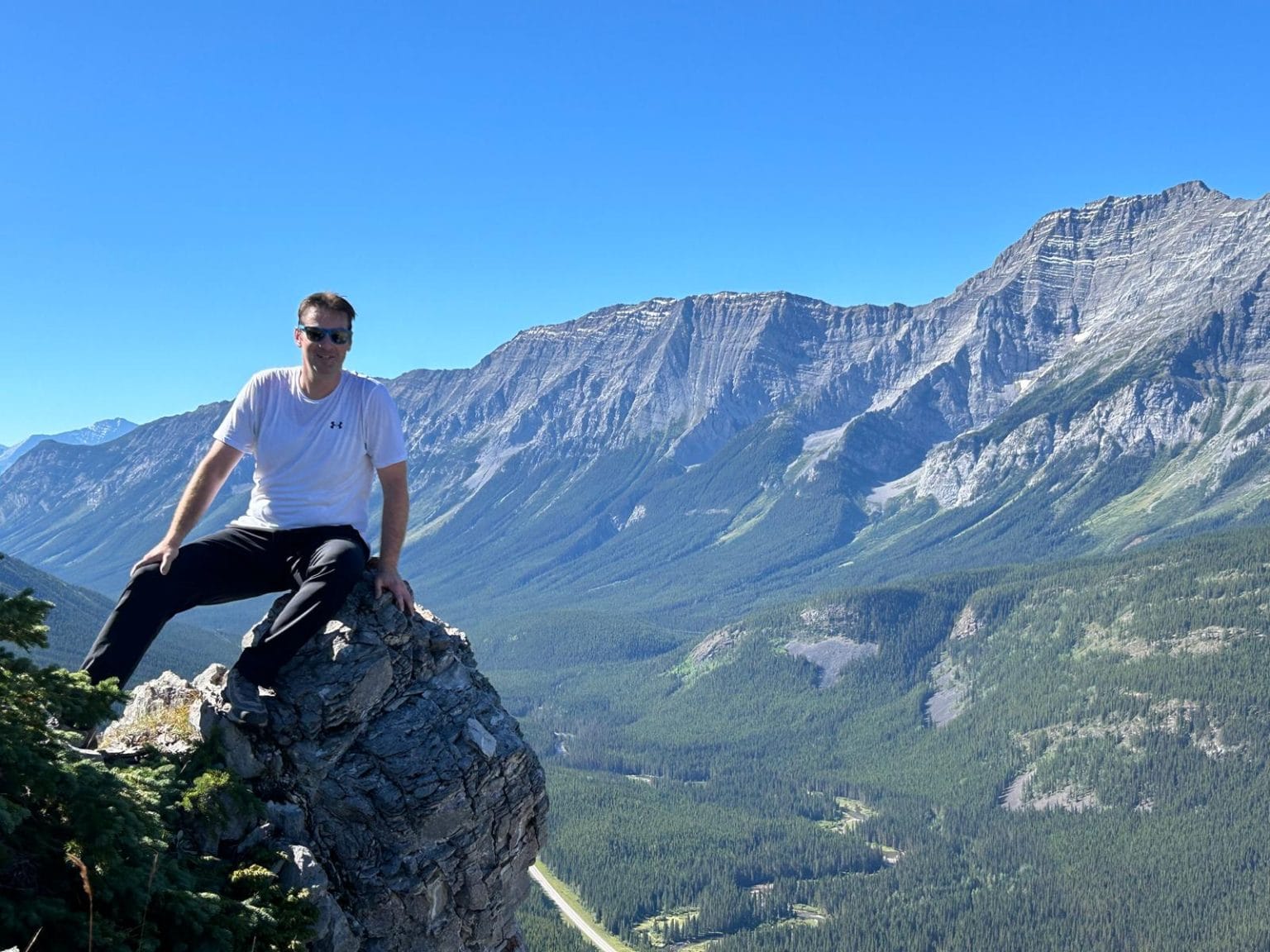 Kananaskis Hiking Guide: The Best Trails, Gear, & Info 2025